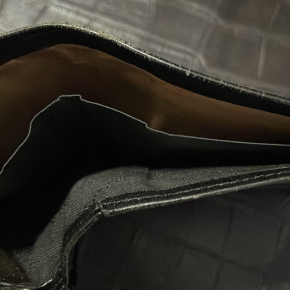 carlo amboldi | Accessories | Carlo Amboldi Fold Out Wallet | Poshmark